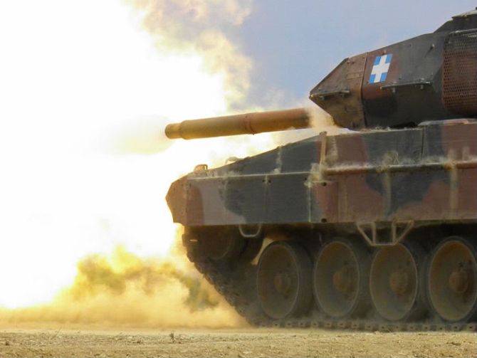 Leopard-2HEL + M1A1 ABRAMS (Βίντεο) – Pronews.gr