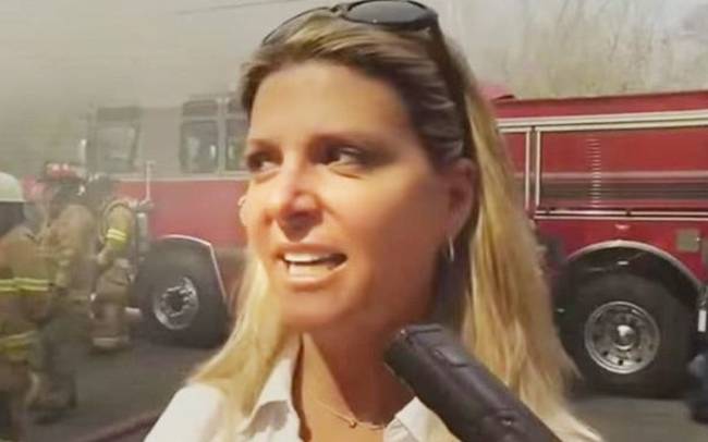 Μητέρα έκαψε το σπίτι του βιαστή και δολοφόνου του παιδιού της [εικόνες ...