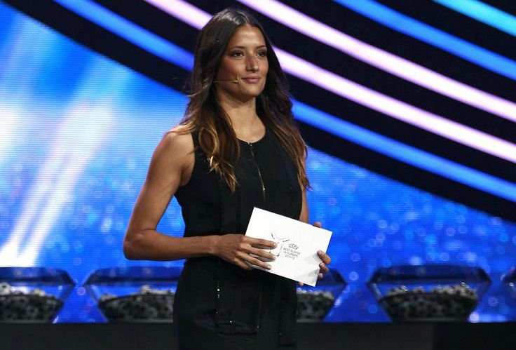 Melanie Winiger: Η γυναίκα της κλήρωσης που τρέλανε τον κόσμο [εικόνες ...