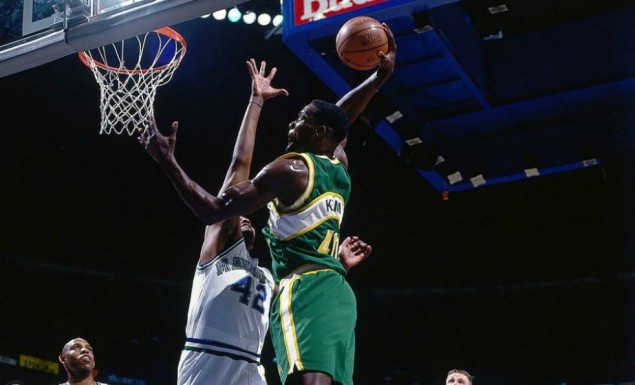 Τα 50 καλύτερα καρφώματα του Κεμπ (βίντεο) – Pronews.gr