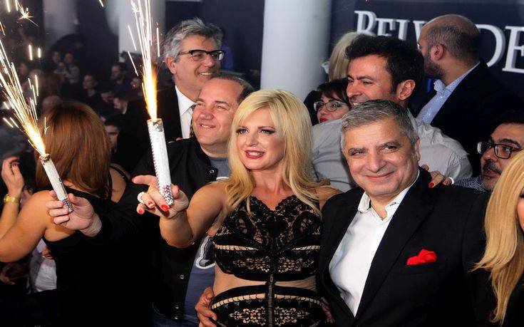 Εντυπωσιακή η Μαρίνα Πατούλη στο πάρτι γενεθλίων της – Με αποκαλυπτικό ...