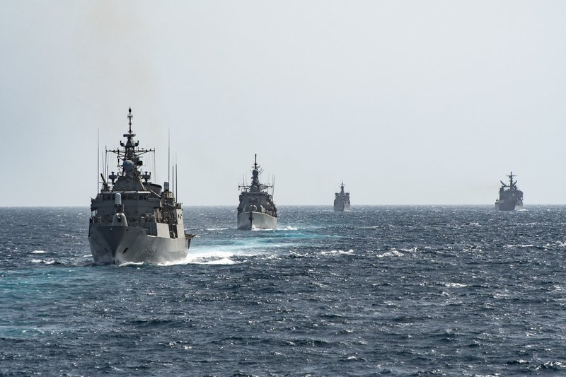Εντυπωσιακές φωτογραφίες από τις ασκήσεις του Πολεμικού Ναυτικού στο ...