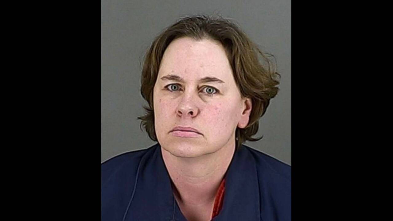 Είπε στα παιδιά της ότι ο πατέρας τους έφυγε για δουλειά – O γιος τον ...