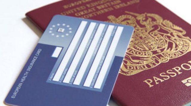Ευρωπαϊκή Κάρτα Ασφάλισης Ασθένειας: Τι καλύπτει όταν ταξιδεύετε στην ...
