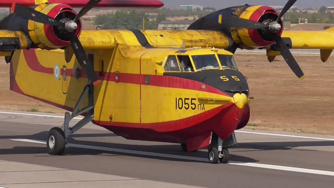 Συγκλονιστικό βίντεο από το cockpit ενός Canadair CL-215 της Πολεμικής ...