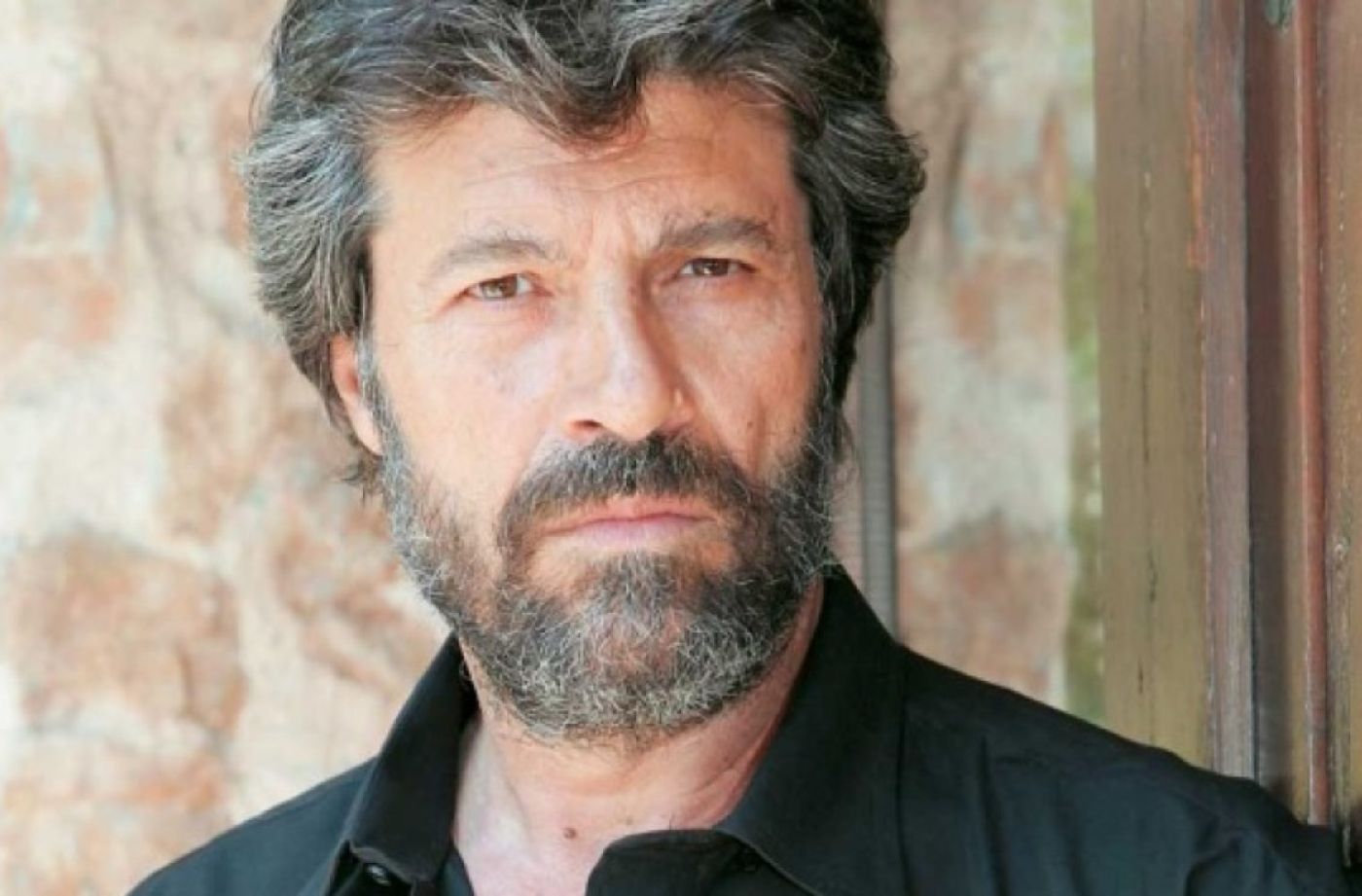 Ν.Βερλέκης: «Σκηνοθέτης περνούσε από τους ηθοποιους και μύριζε τις ...