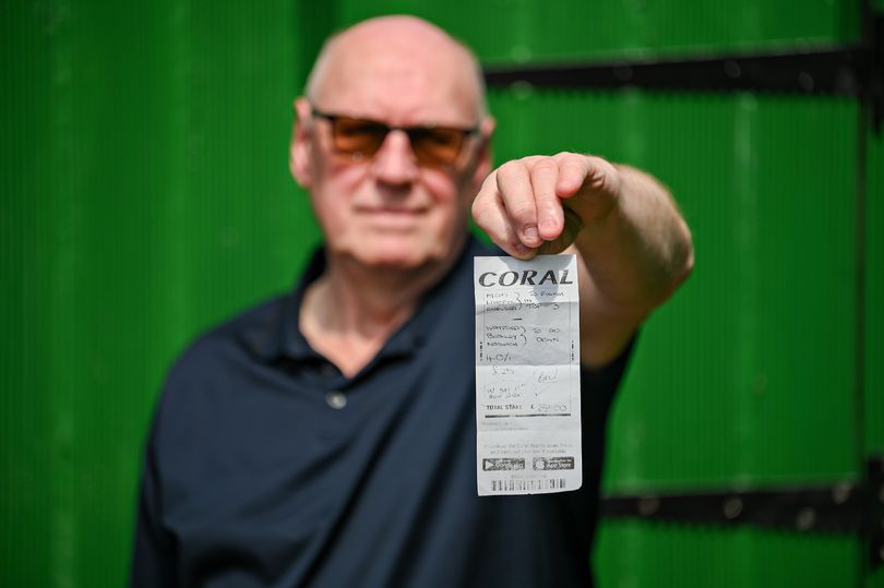 Ένας 72χρονος Βρετανός κέρδισε 1.000 λίρες στο στοίχημα αλλά η εταιρεία ...