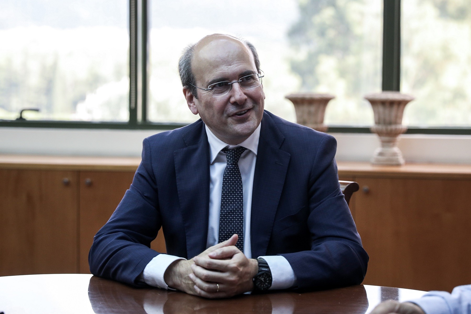Κ.Χατζηδάκης: «Σε 24 δόσεις οι ρυθμίσεις για τις οφειλές προς τον ΕΦΚΑ ...