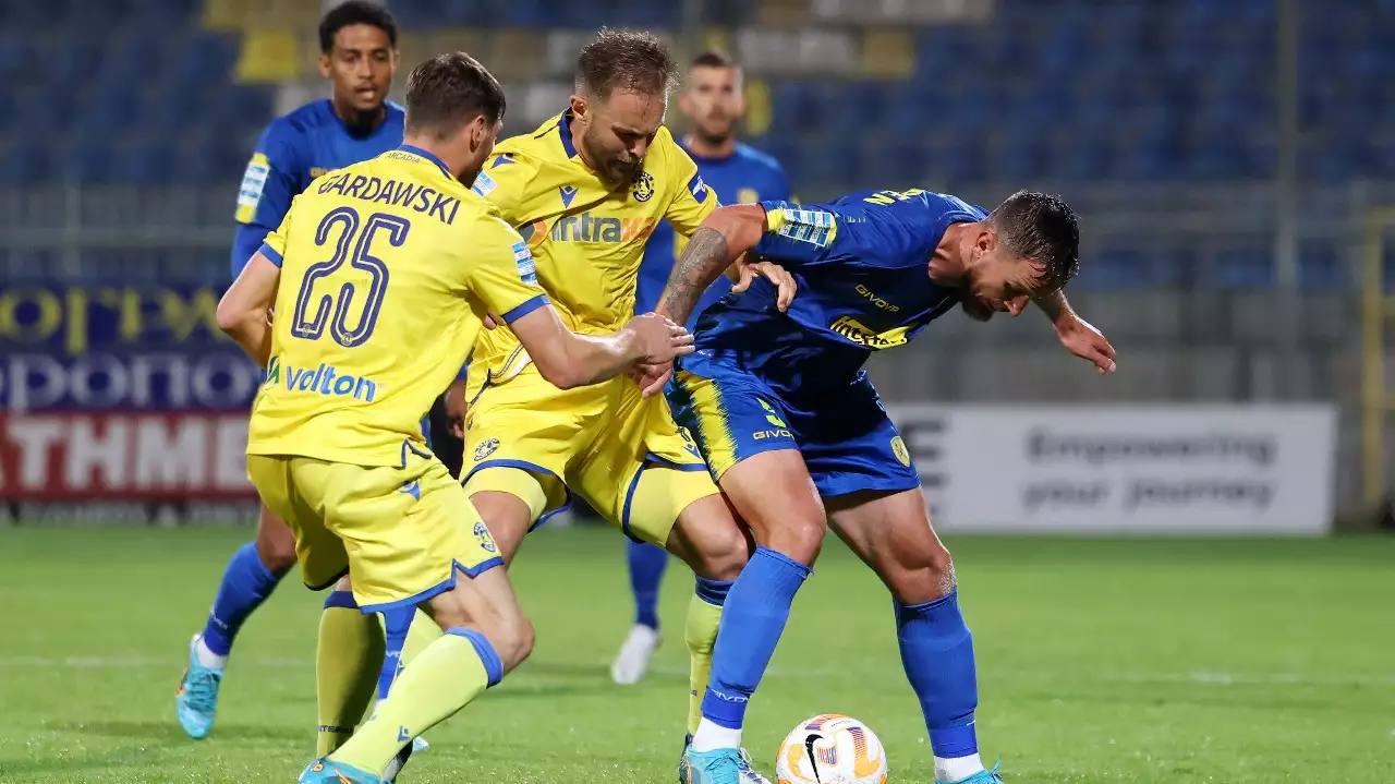 Αστέρας – Παναιτωλικός 2-1: Ο Άλβαρες στο 90′ έδωσε τη νίκη στους ...