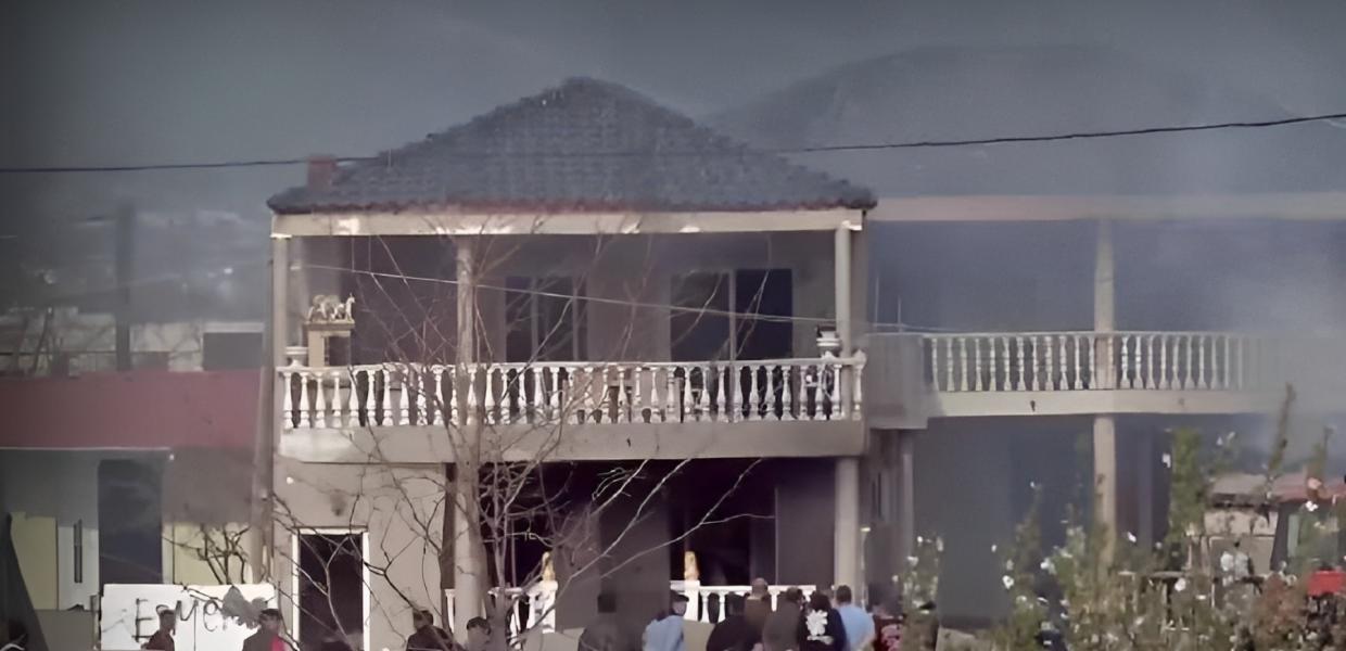 Έκαψαν σπίτια και αυτοκίνητα 36χρονου δολοφόνου Ρομά και του αδερφού ...