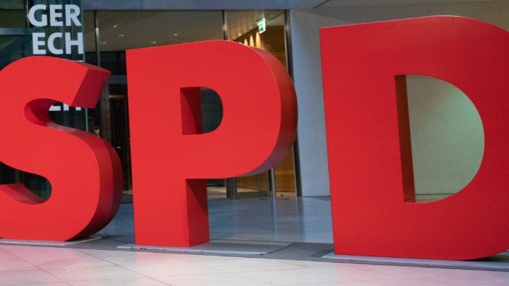 Γερμανία: Η βάση του SPD εγκρίνει τον συνασπισμό με το CDU για το ...