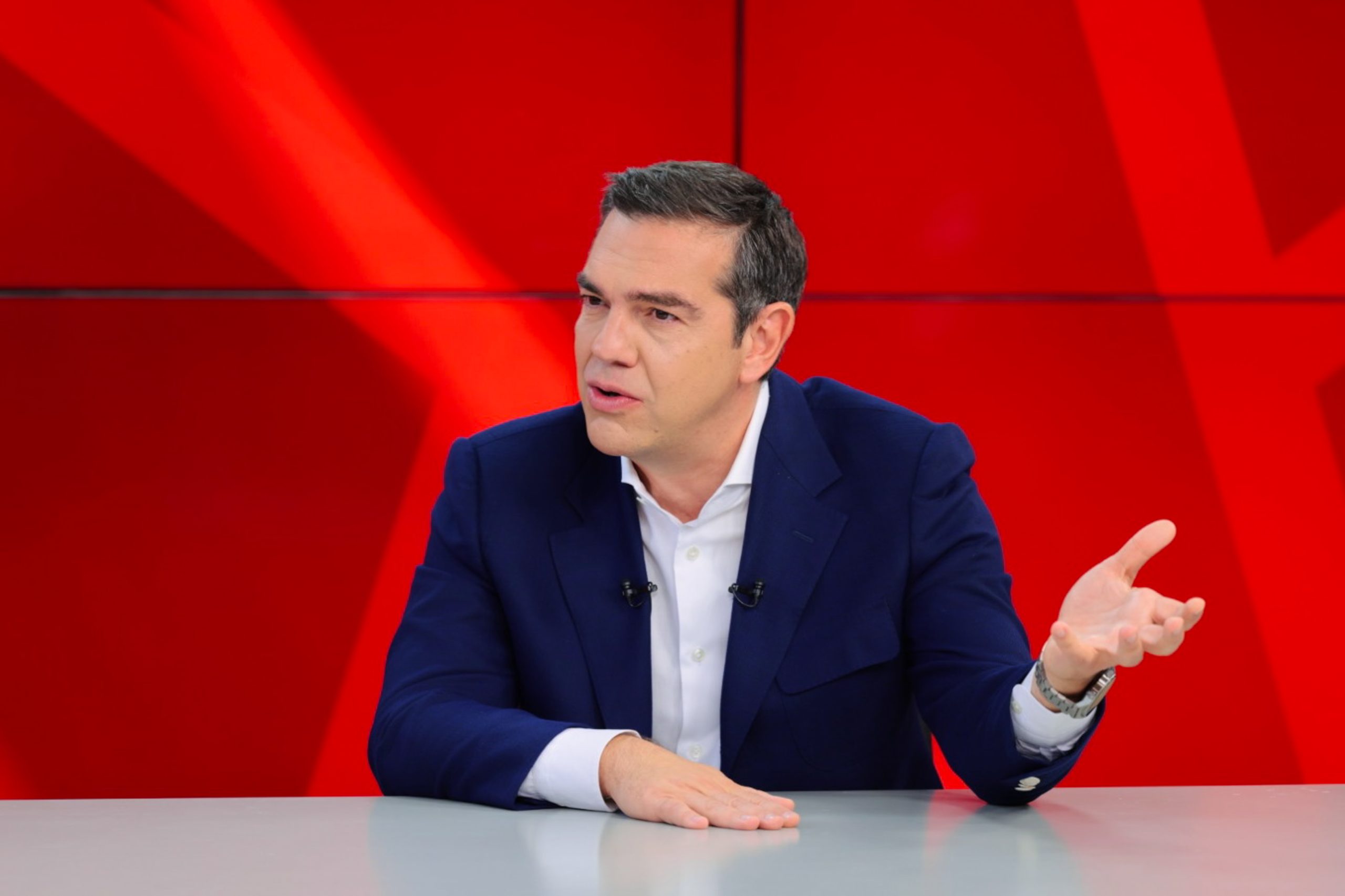 El Pais: «Ο Αλέξης Τσιπρας είναι η μόνη ελπίδα της Αριστεράς στην ...