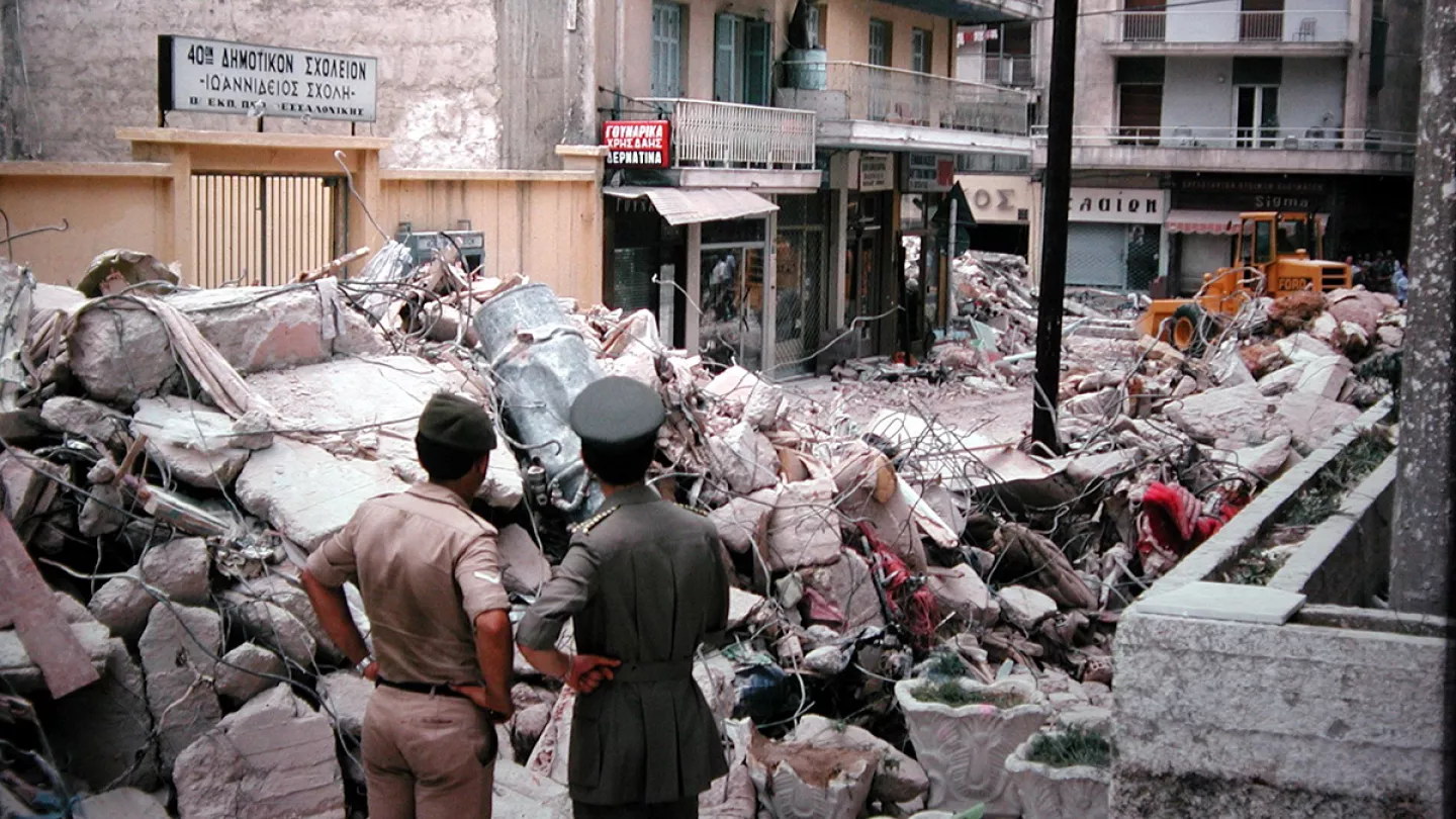 Σαν σήμερα το 1978 ο φονικός σεισμός των 6,5 Ρίχτερ στη Θεσσαλονίκη: 49 ...