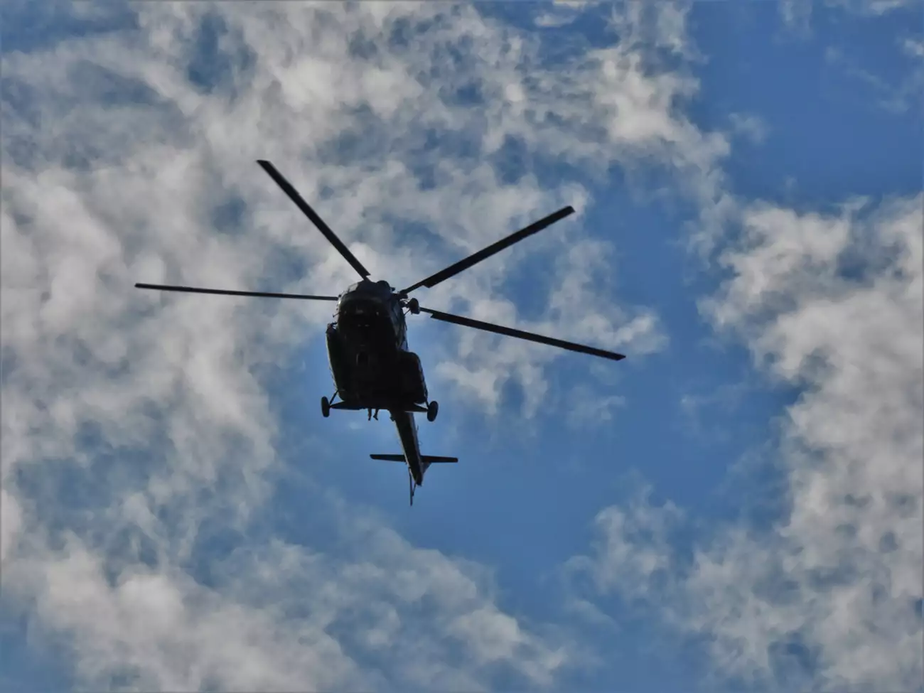 Πτώση ελικοπτέρου: Θα παραλάμβανε τον εφοπλιστή Γιώργο Γιαλόζογλου στον ...