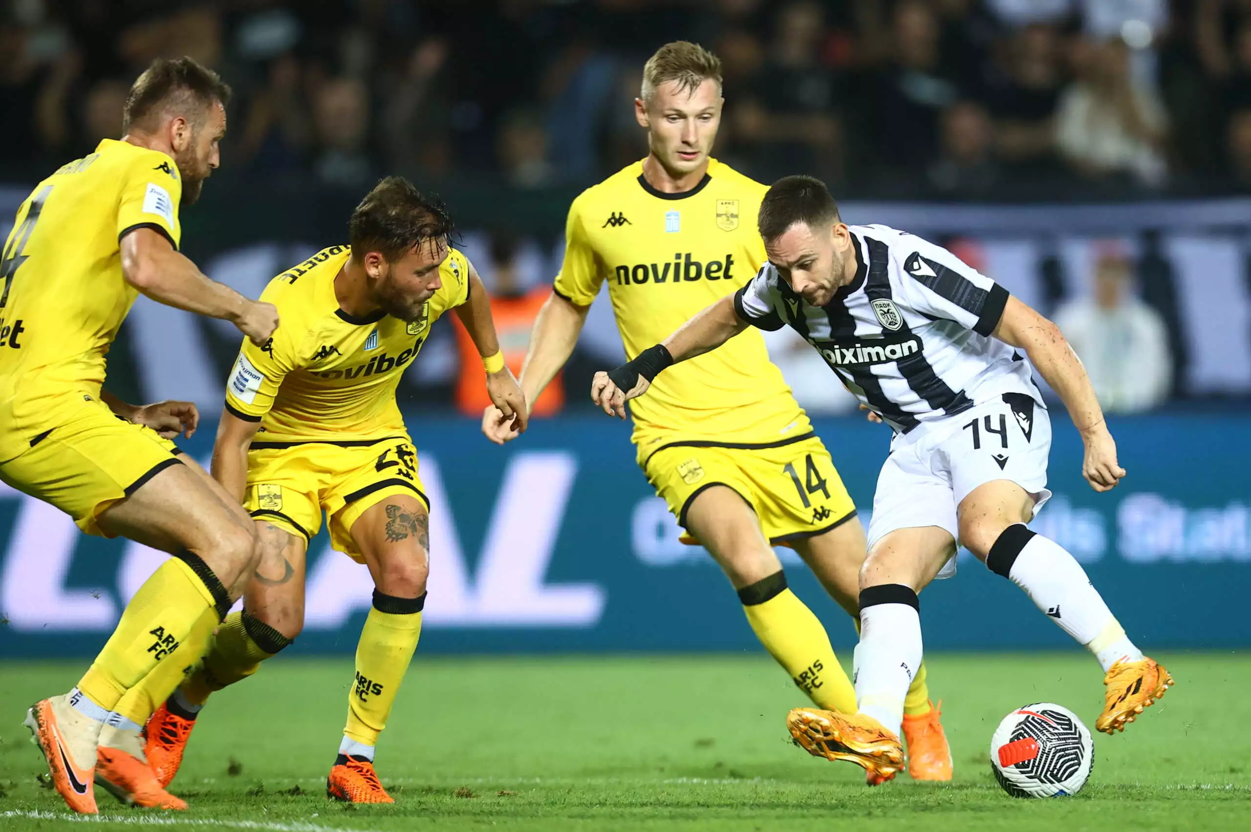 Άρης-ΠΑΟΚ 2-1: Θριάμβευσαν οι «κιτρινόμαυροι» στο «Κλεάνθης Βικελίδης ...