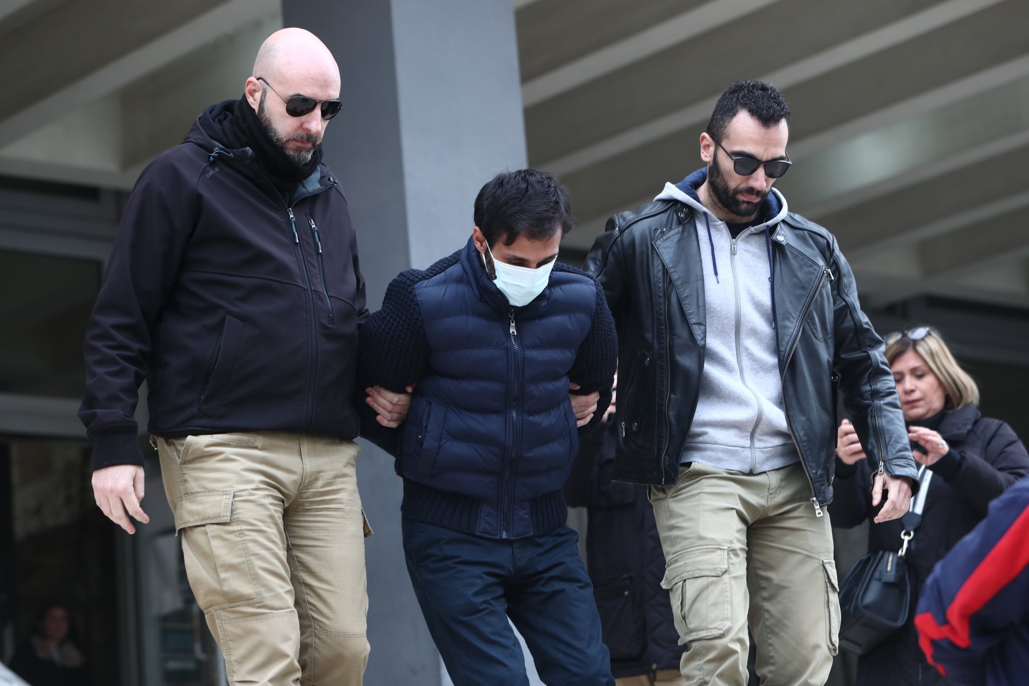 Θεσσαλονίκη: Αμετανόητος εμφανίζεται μέσα από τη φυλακή ο σύντροφος της ...