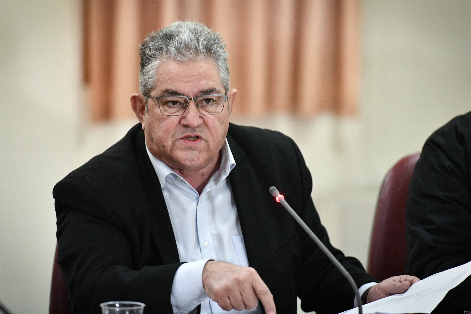 Δ.Κουτσούμπας για επιστολική ψήφο: «ΣΥΡΙΖΑ και ΠΑΣΟΚ να αποσύρουν τη ...