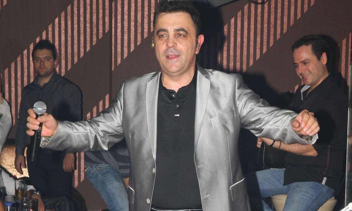 Χ.Ακριτίδης για Β.Καρρά: «Αν δεν υπήρχε εκείνος, ίσως δεν θα ήμουν ...