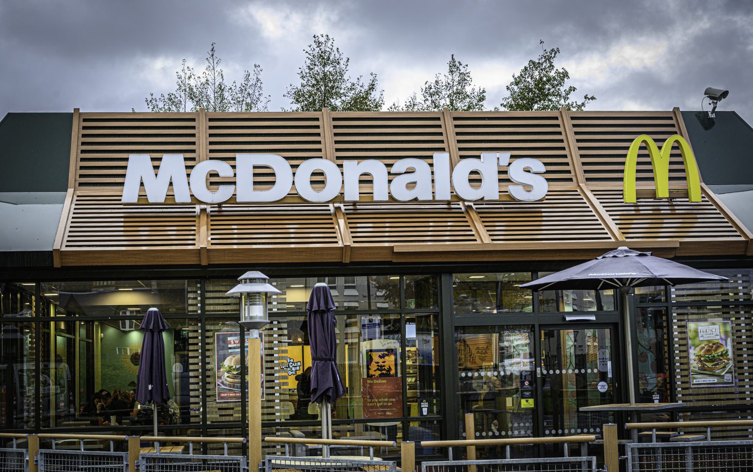 McDonald’s: Πώς τα γεύματα των 5 δολαρίων προσέλκυσαν περισσότερους ...