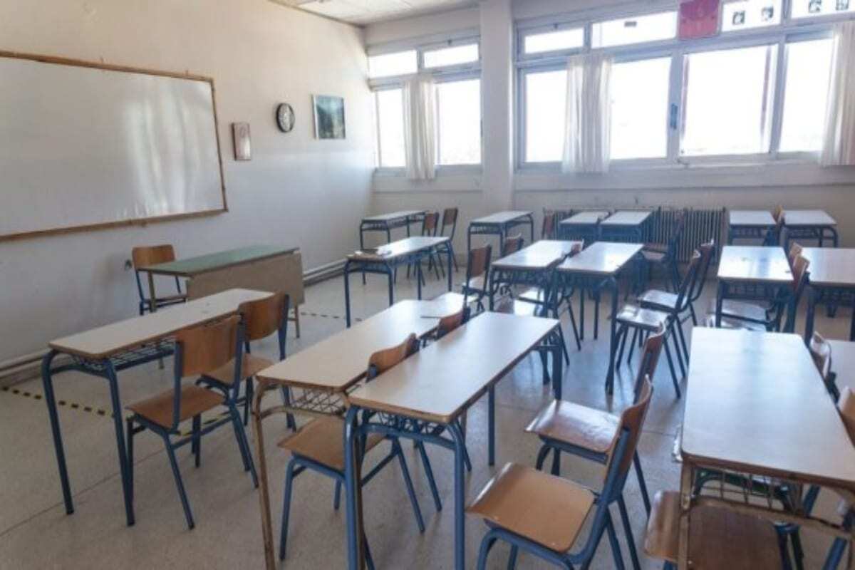 Ηράκλειο: Γονείς καταγγέλλουν πως εντόπισαν σκουλήκια σε γεύμα που ...