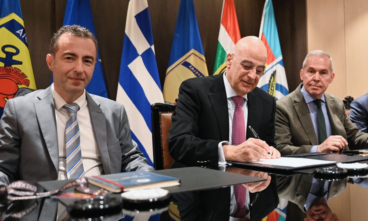 Με απόφαση Νίκου Δένδια οι δικαστές κι οι εισαγγελείς αποκτούν δικαίωμα ...
