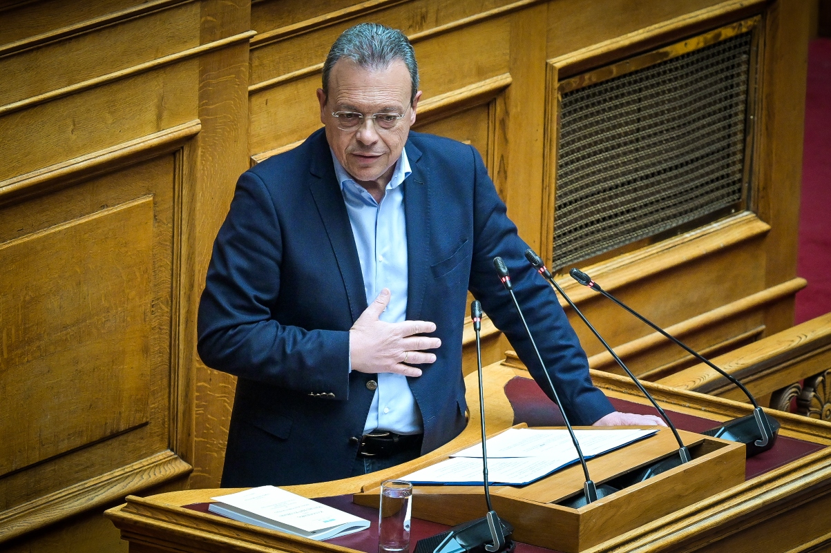 Σ.Φάμελλος: «Τέλος οι ψηφοφόροι του δίευρου – Δεν μπορεί να έρχεται ο ...