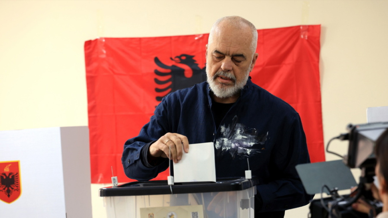 Την Τρίτη τα πρώτα αποτελέσματα για τις εκλογές στην Αλβανία: Φανερή ...