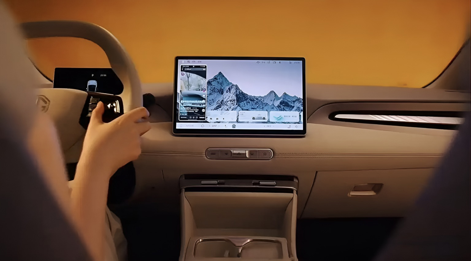 Πρώτες εικόνες από το εσωτερικό του νέου MG4 – Pronews.gr