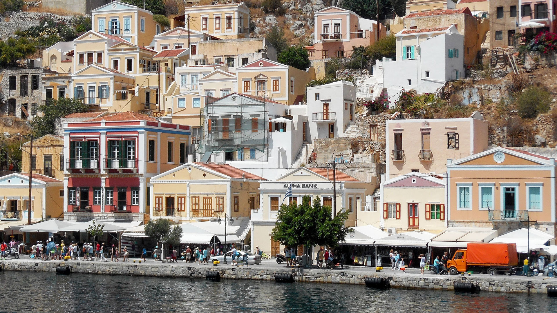 Η Σύμη σχεδιάζει το εισιτήριο για τους «τουρίστες μιας μέρας» – Τι ...