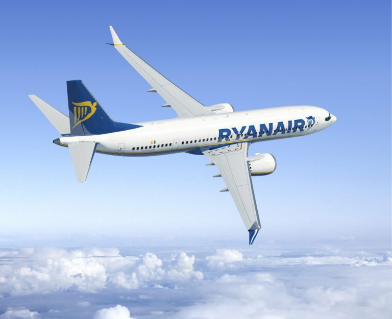 Σκηνές «χάους» σε πτήση της Ryanair: Ξέσπασε άγριος καβγάς επειδή έκλαιγε μωρό! – Pronews.gr