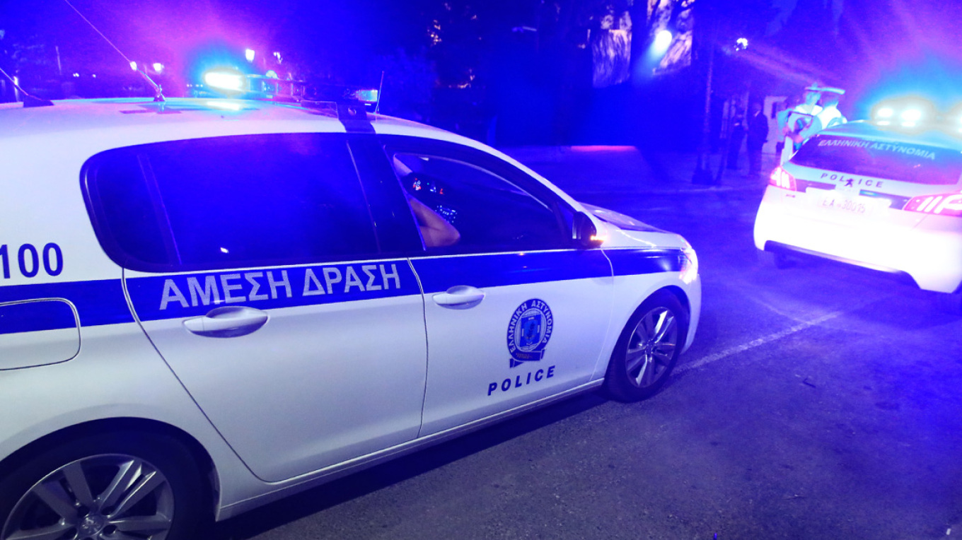 Ξυλοδαρμός στις Σπέτσες: Εκτός από την σπασμένη γνάθο, ο 18χρονος έχει ...