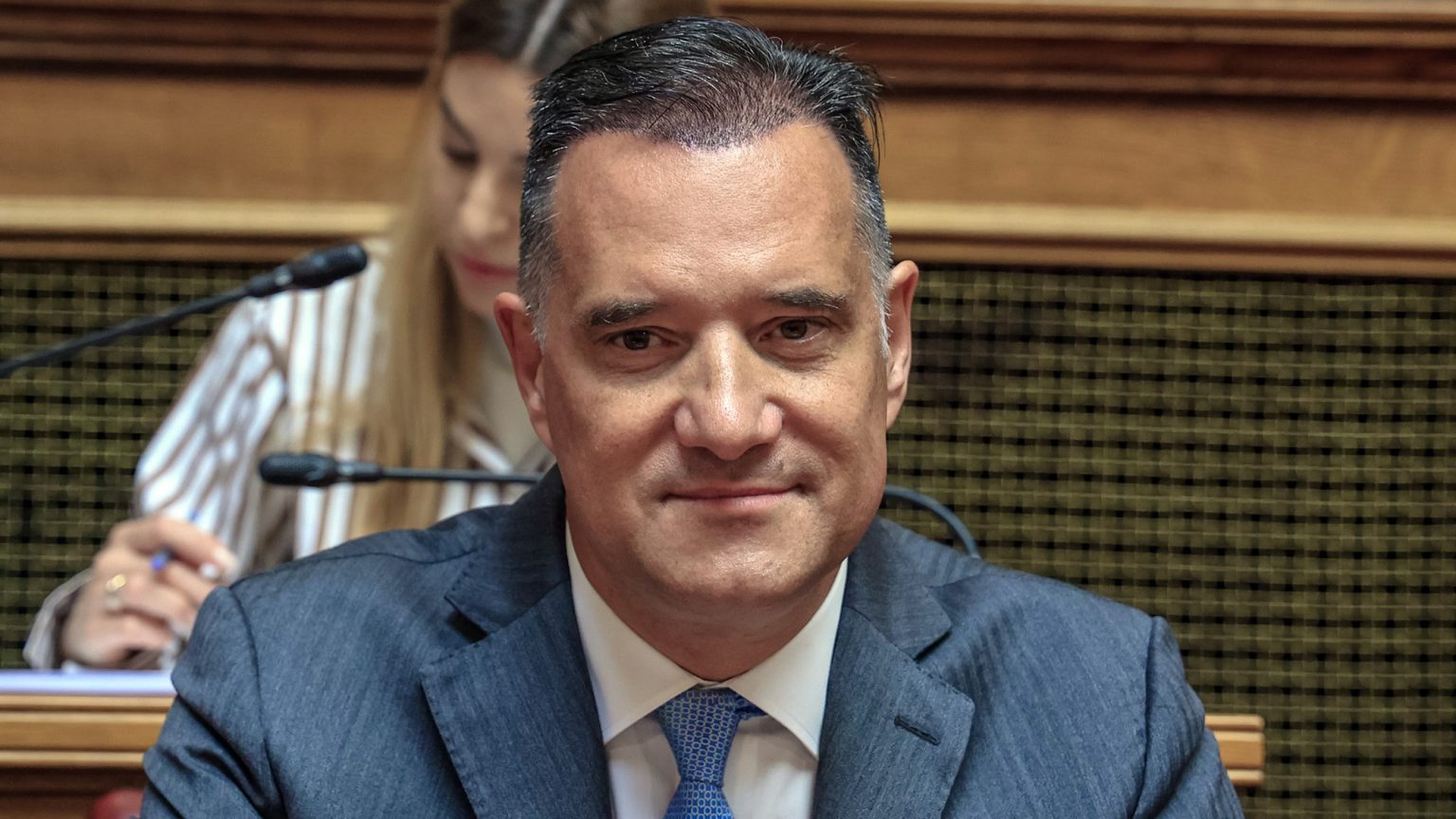 Α.Γεωργιάδης: «Έβαλα μαλλιά, έκανα μπότοξ, βάζω και κρέμες» – Pronews.gr