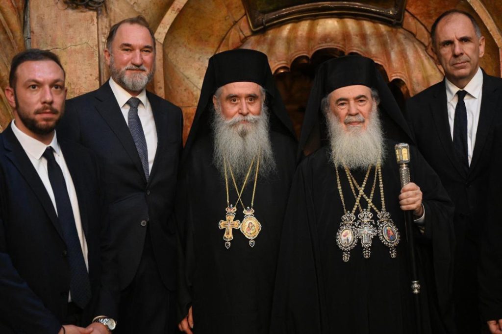 ΠΑΡΩΝ ΚΑΙ Ο ΕΘΝΙΚΟΣ «ΕΠΙΚΥΠΤΗΣ» Γ. ΓΕΡΑΠΕΤΡΙΤΗΣ! Χειροτονήθηκε ...