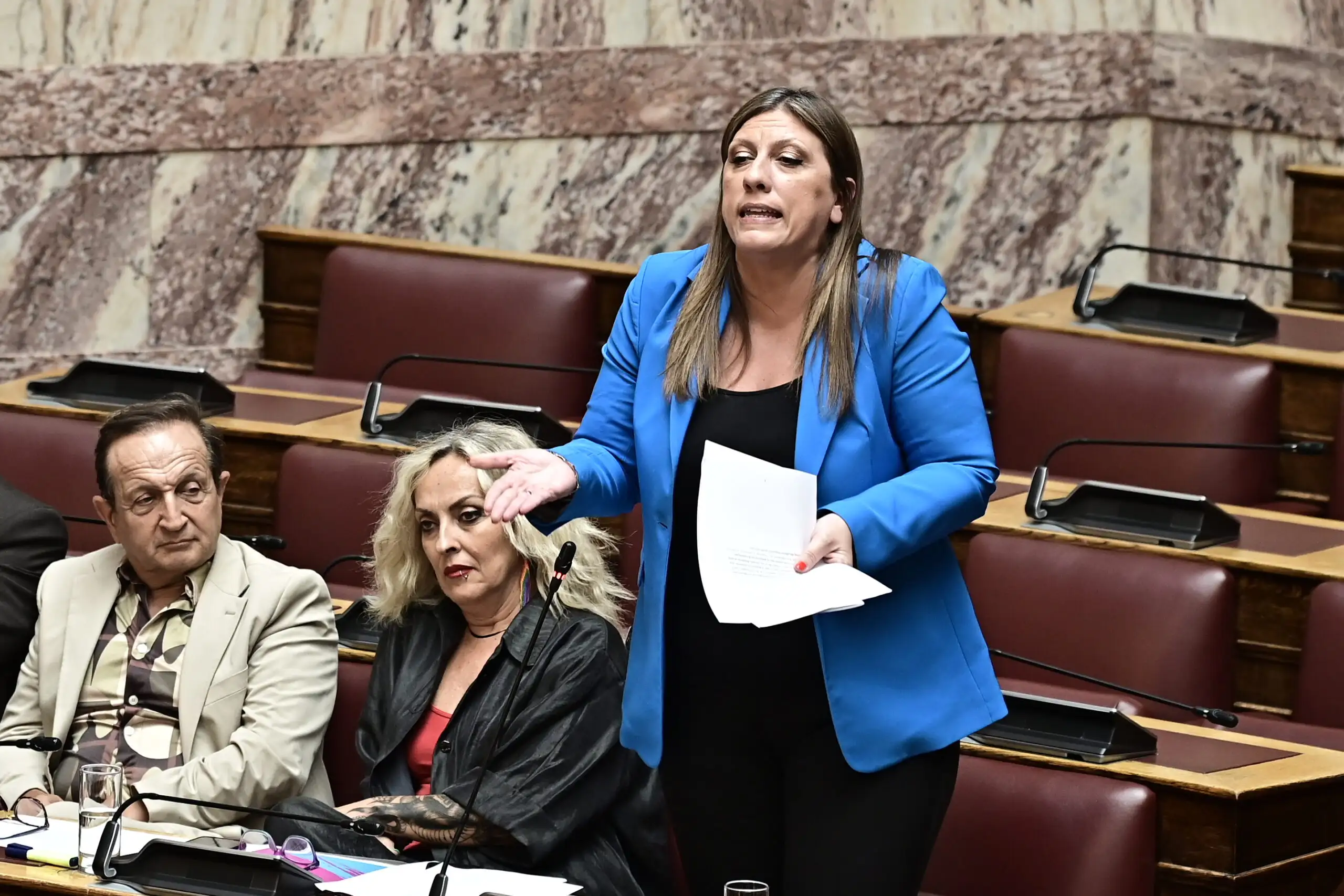 Τα «γαλλικά» της Ζ.Κωνσταντοπούλου στον Μ.Λαζαρίδη: «Είσαι ...