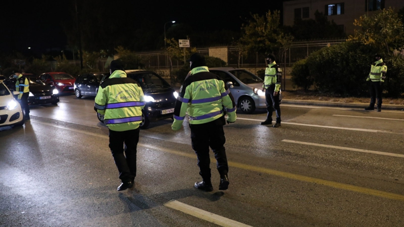Στη φυλακή ο ένας από τους 3 αστυνομικούς της Τροχαίας που ζητούσαν ...