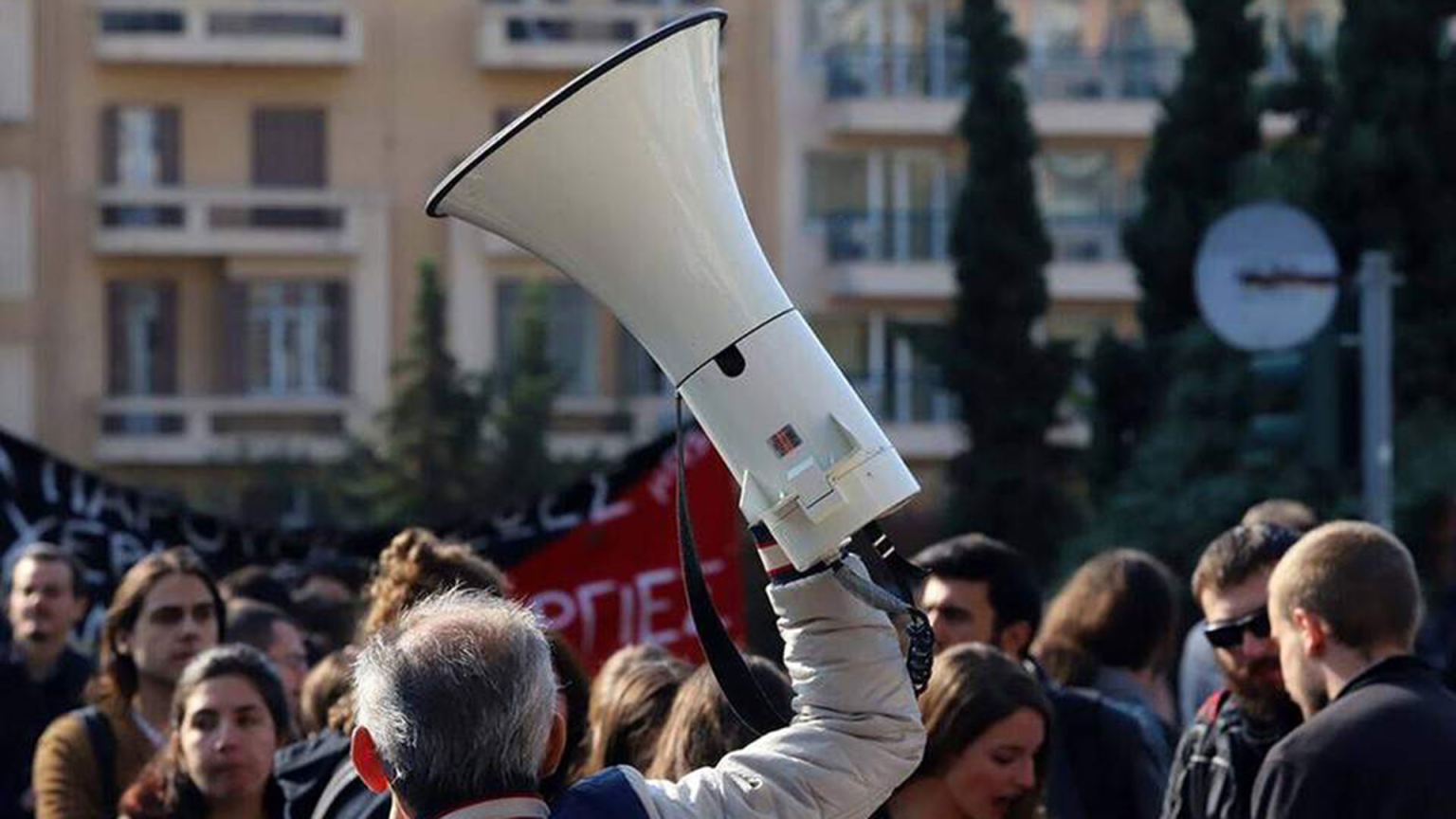 Σήμερα η 24ωρη απεργία της ΑΔΕΔΥ: Ποιοι συμμετέχουν και τι θα ισχύσει ...