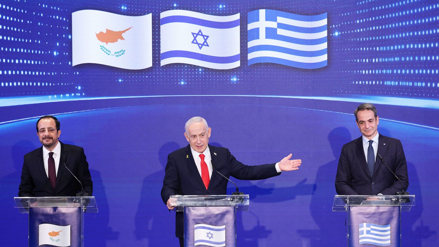 Ανησυχούν οι Τούρκοι από την τριμερή: «Δεν μας μένει πολύς χρόνος ...